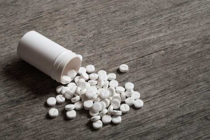 Spironolakton - co to, efekty, opinie, skutki uboczne - BudujMase.pl